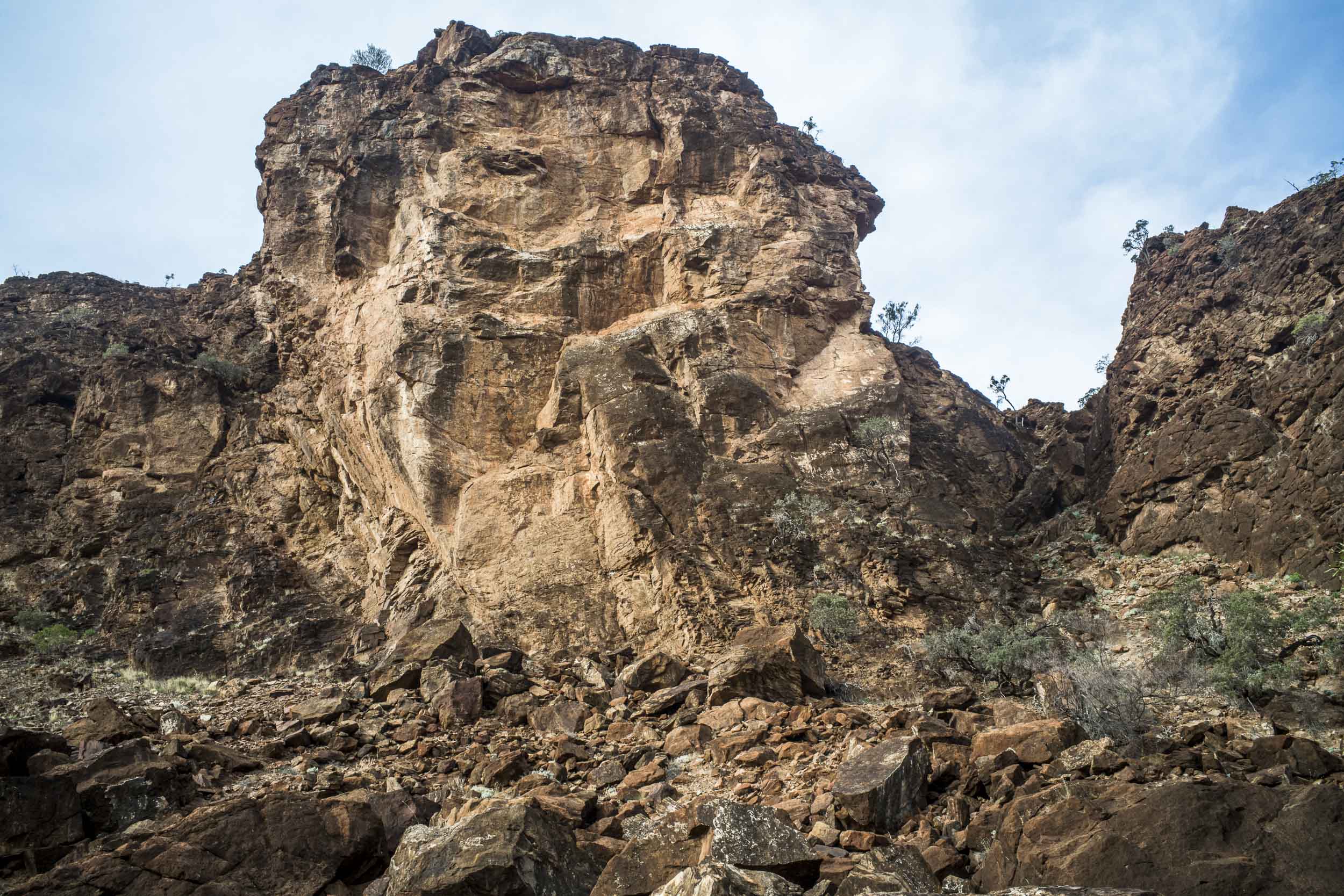 Mt Chambers Gorge – The Long Road to the North